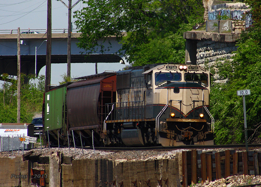 Southbound BNSF Loaded Grain Train